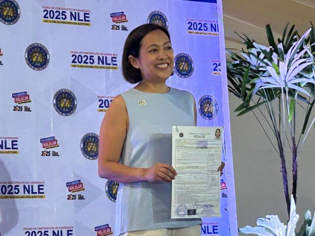 Abby Binay shrugs off Junjun’s plea to back Nancy | INQUIRER.net
