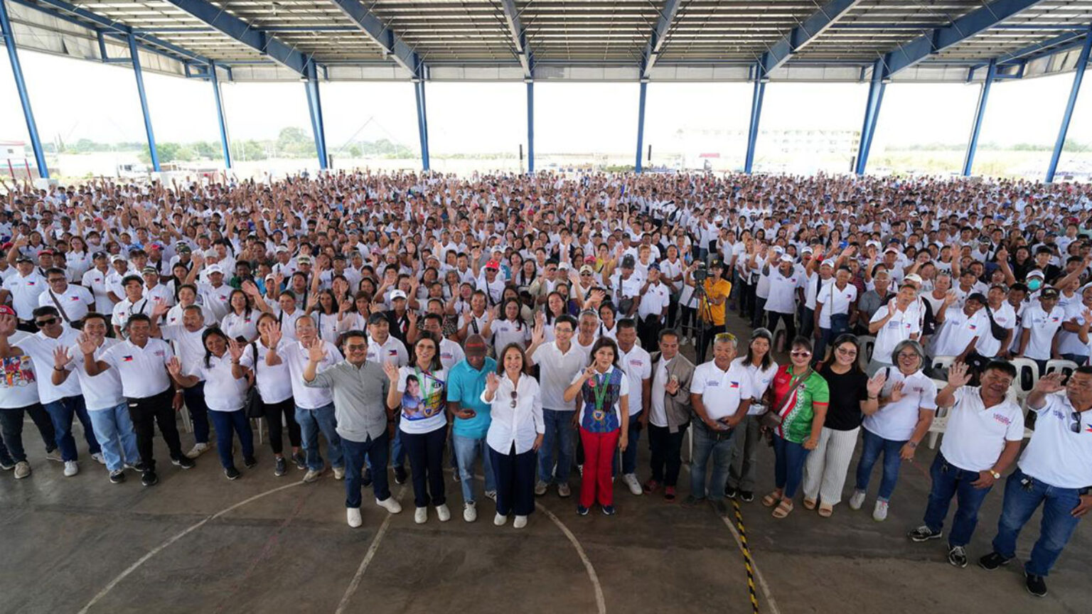 Leviste leads Batangueños in support of senators, 1st district ...