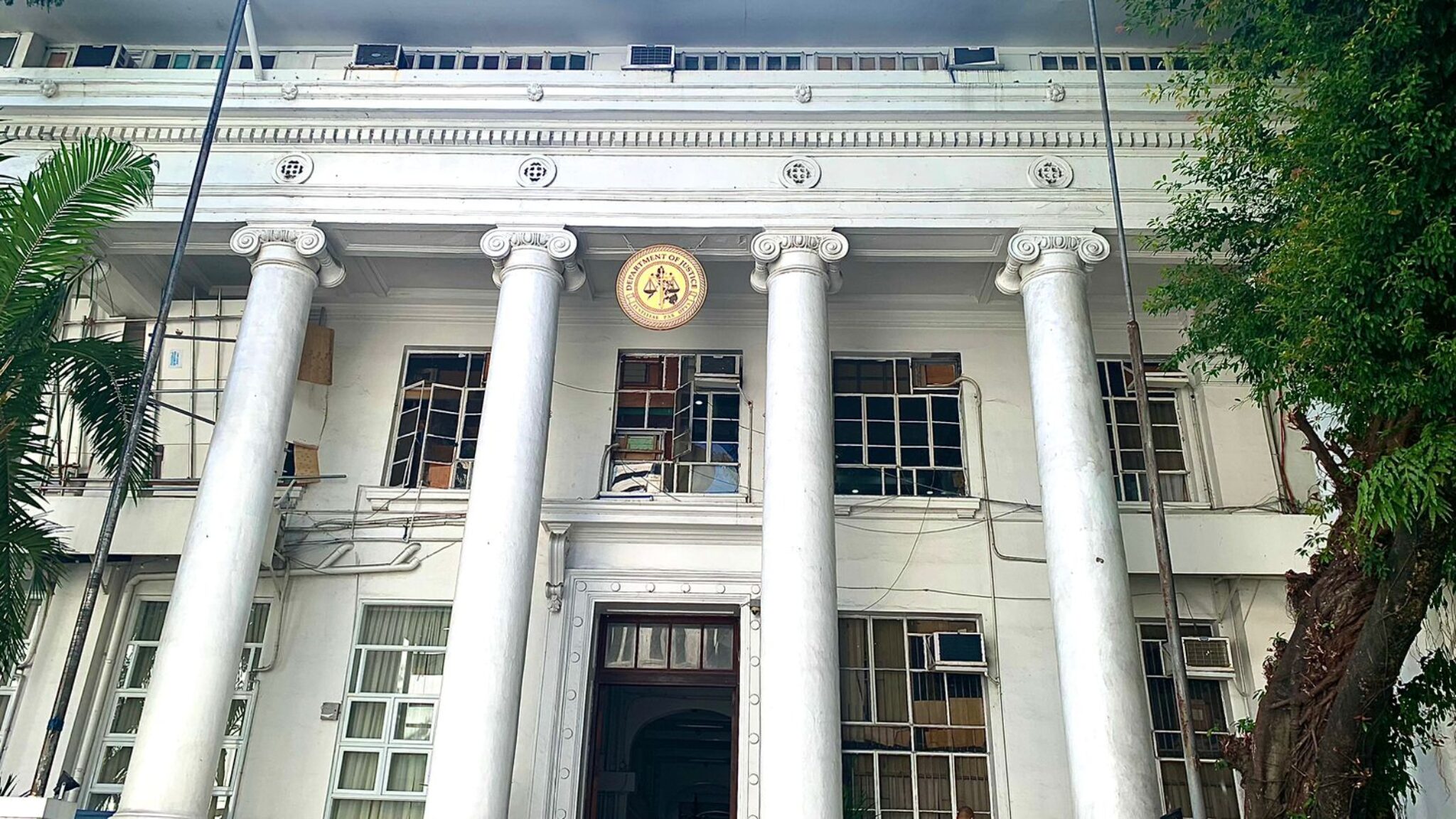 Gov’t urged to arrest Cebu City politician