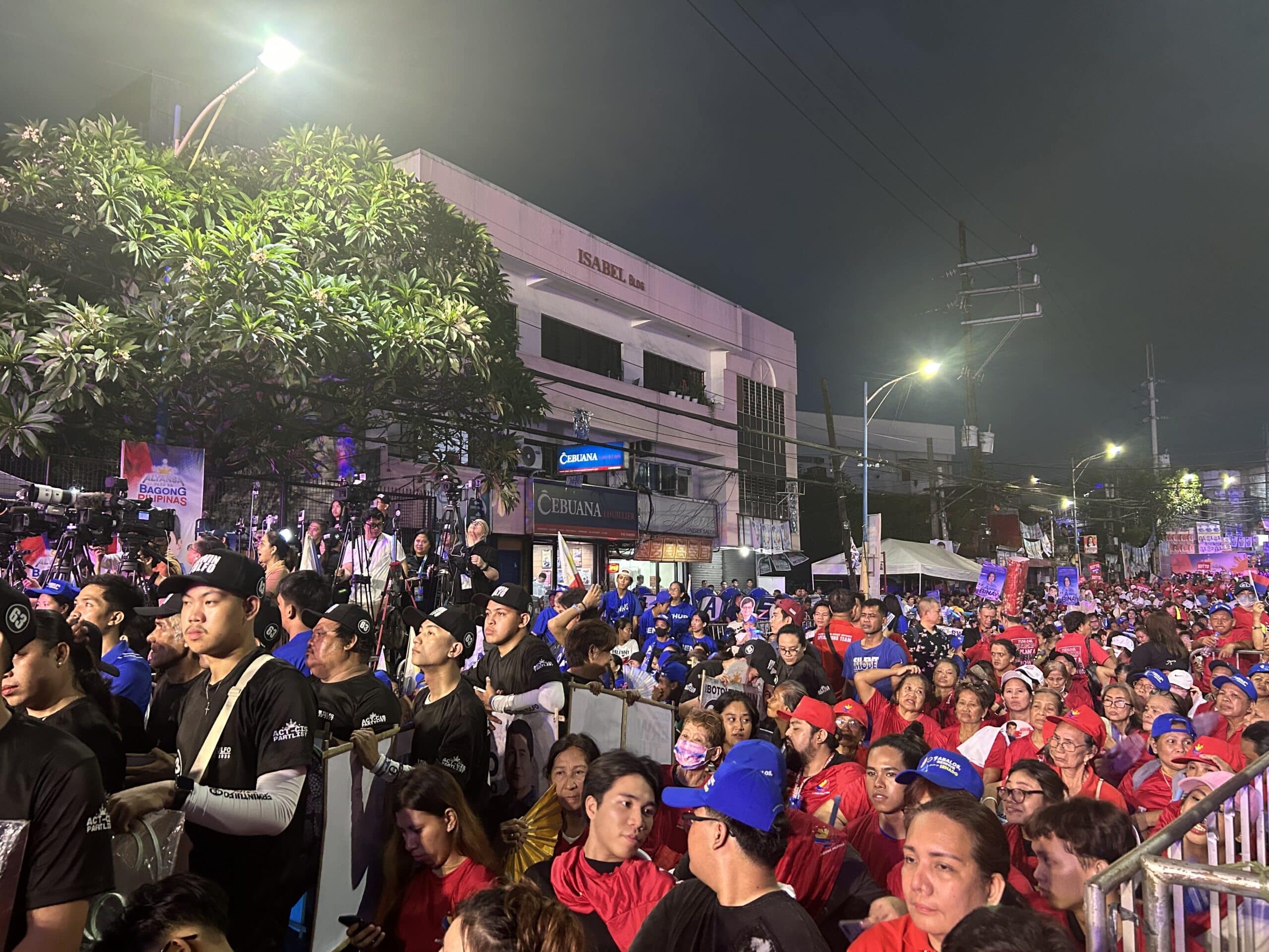 Crowd estimate at start of Alyansa’s miting de avance reaches 22,000 | INQUIRER.net
