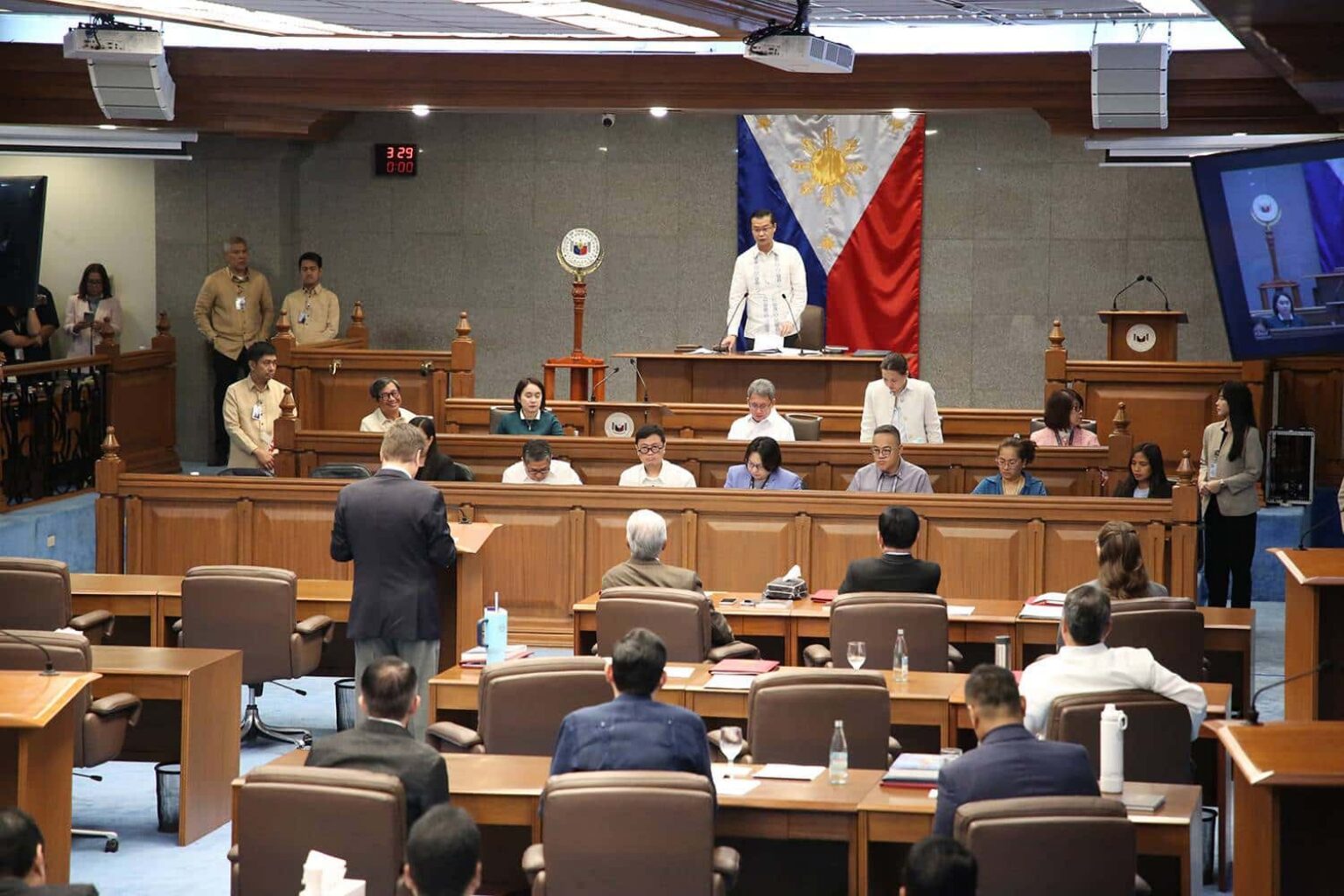 LIVE UPDATES: Senate leadership dispute continues